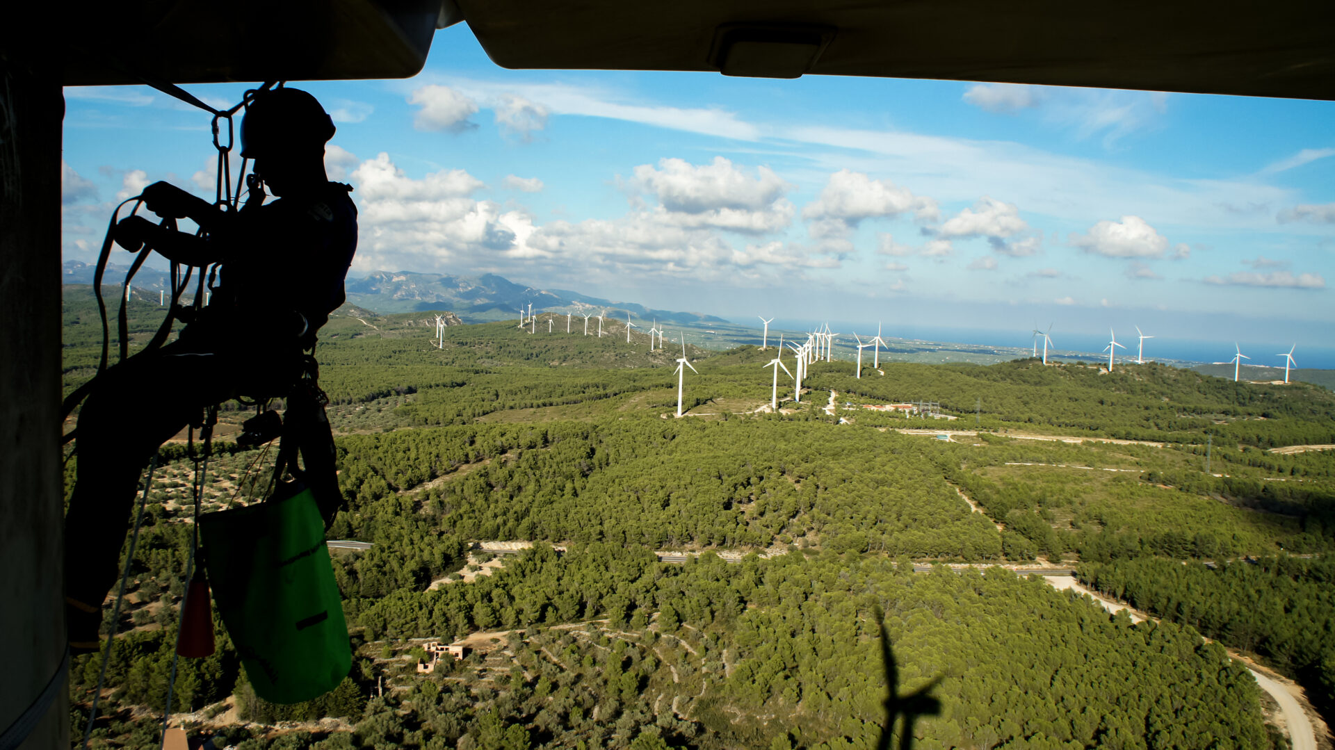 To strengthen economic resilience the EU launched the REPowerEU plan